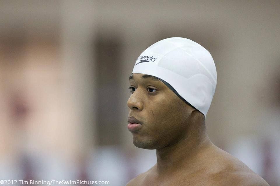 Lyons splashes backstroke record - Trinidad Guardian