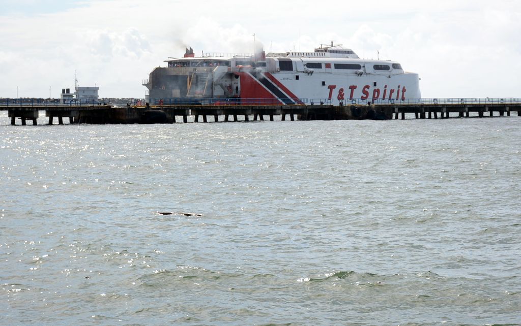 Crew of T&T Spirit rescuses fishermen off Maracas - Trinidad Guardian