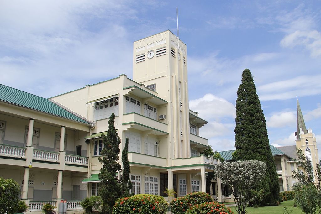 CIC principal joins call for review, Minister speaks to CXC - Trinidad ...