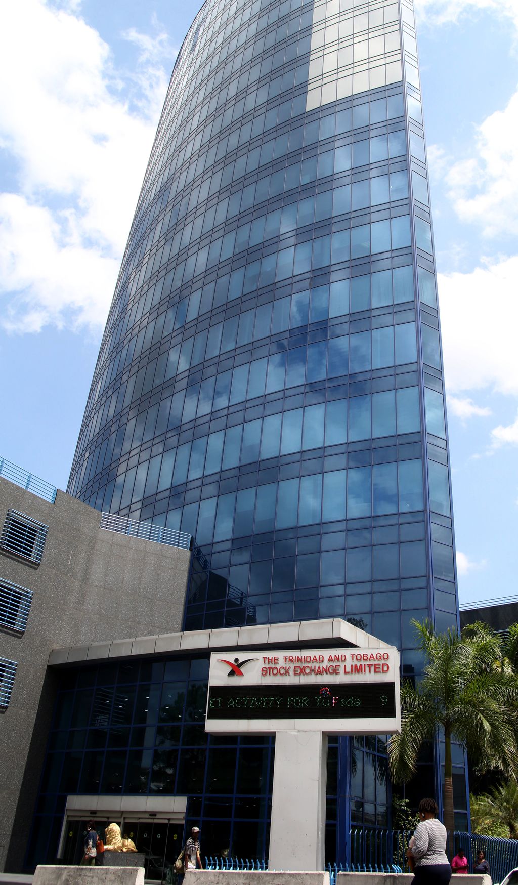 TTSE redrafting regulations - Trinidad Guardian