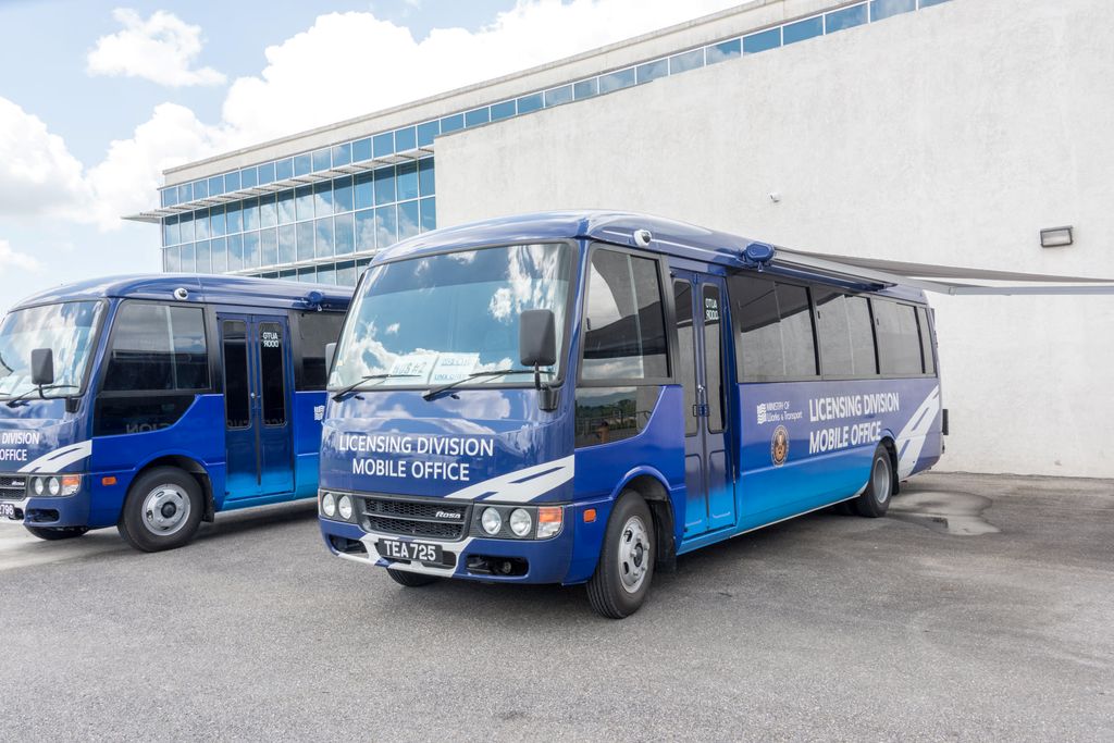Licensing Division Launches its Mobile Bus Service - Trinidad Guardian