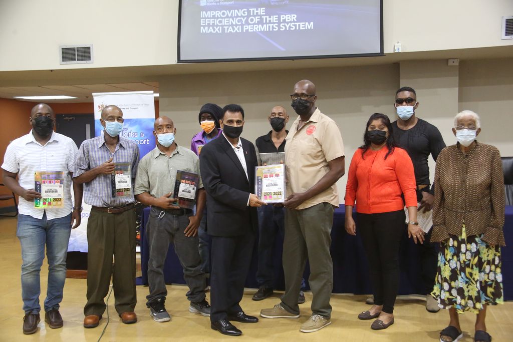 19 maxi taxi drivers, owners get new PBR passes - Trinidad Guardian