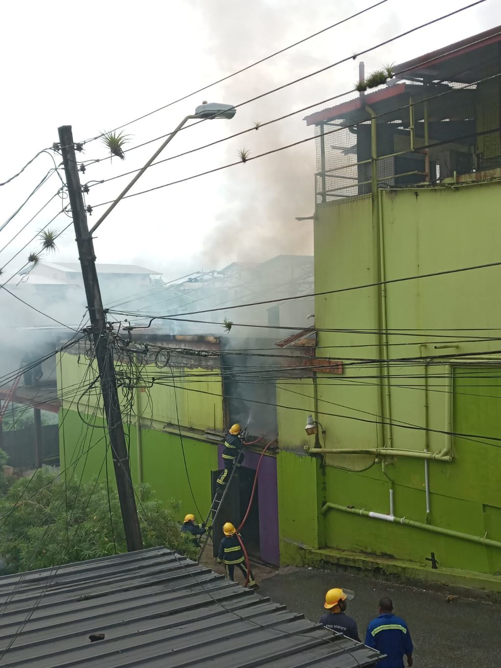 Fire destroys Persad’s D’ Food King Supermarket warehouse - Trinidad ...