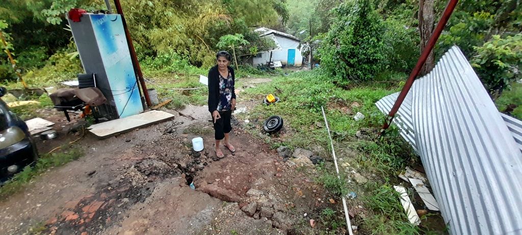 Landslide threatens 2 homes in Caparo - Trinidad Guardian