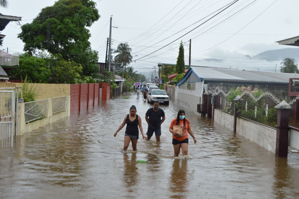 Valsayn South flooded a 5th time in 2 months - Trinidad Guardian