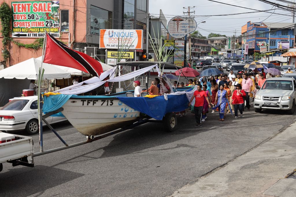 Centenarian recalls old life at Indian Arrival Day celebrations ...