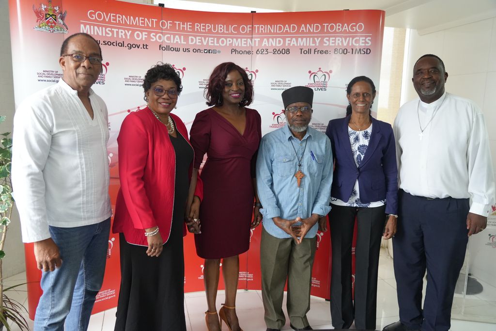 Cox meets with Faith Based Organizations - Trinidad Guardian
