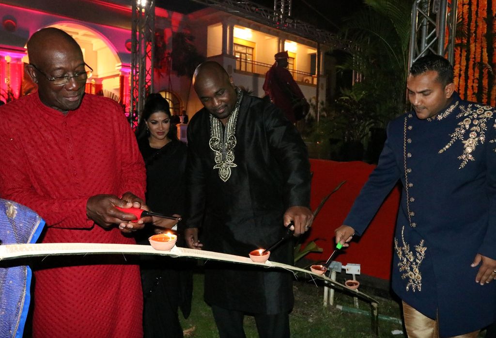 Prime Minister calls for return to unity - Trinidad Guardian