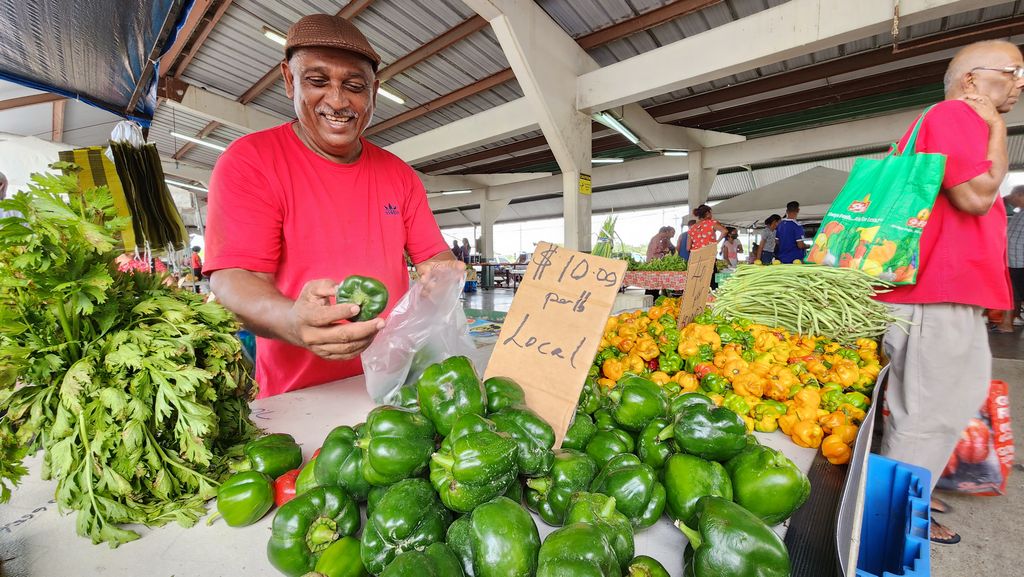 Christmas Eve produce prices drop - Trinidad Guardian