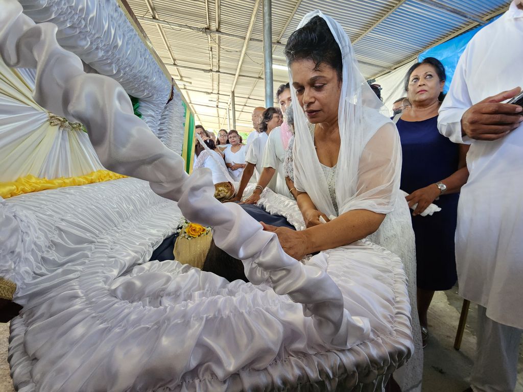 Penal Corp chairman laid to rest; praised for ‘unparalleled work ethic ...