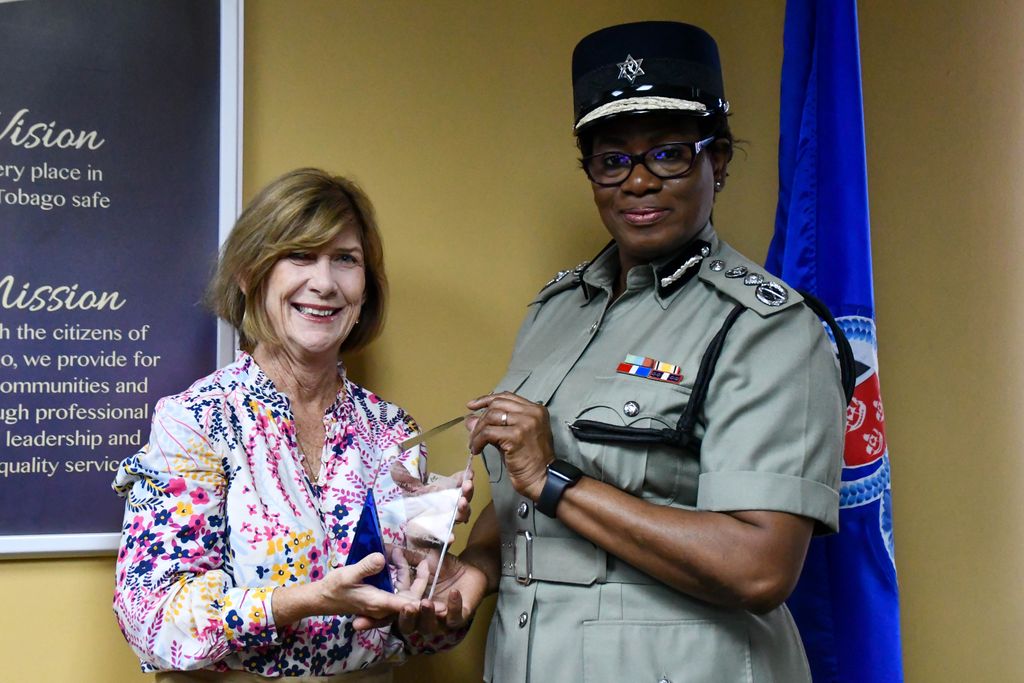 TTPS gets Road Safety Award from Arrive Alive - Trinidad Guardian