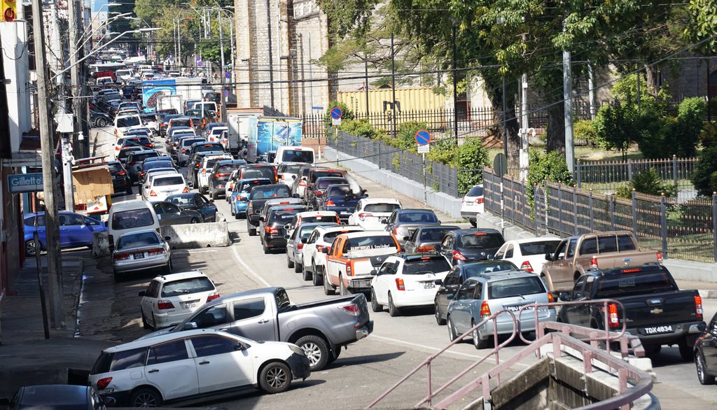 Chambers want mass transit system, remote work policy to ease traffic ...