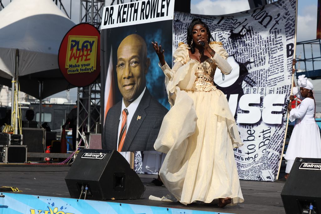 11 to compete for Calypso Monarch crown on Dimanche Gras - Trinidad ...