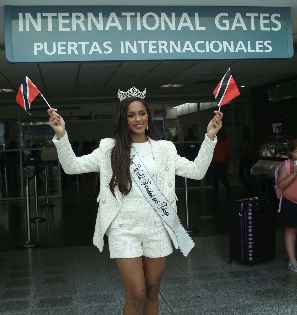 Miss T&T leaves to take on the ‘world’ in India - Trinidad Guardian