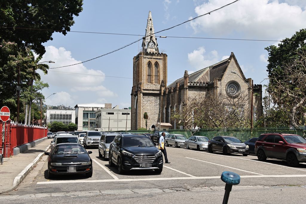 Municipal police to end illegal parking on taxi stands - Trinidad Guardian