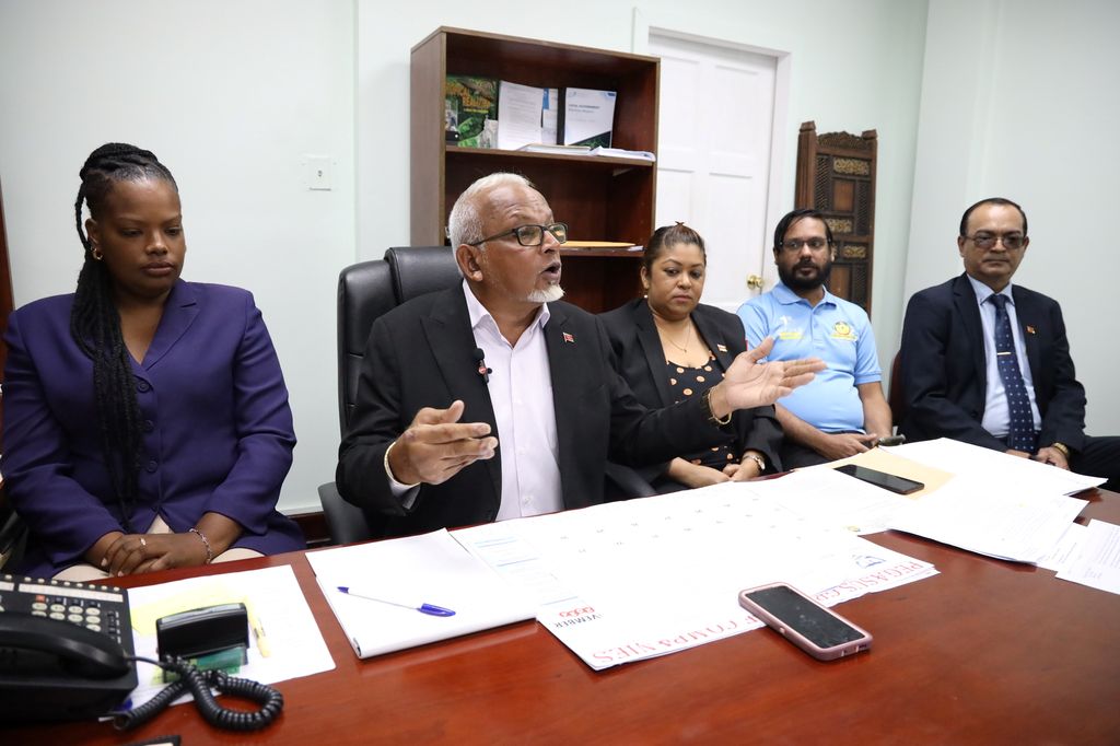 Siparia Mayor ready for no confidence motion against him - Trinidad ...