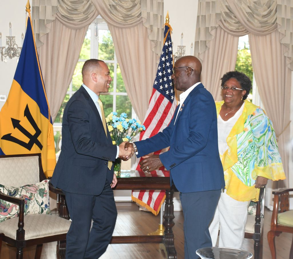 Prime Minister meets with U.S. Lawmakers in Barbados - Trinidad Guardian