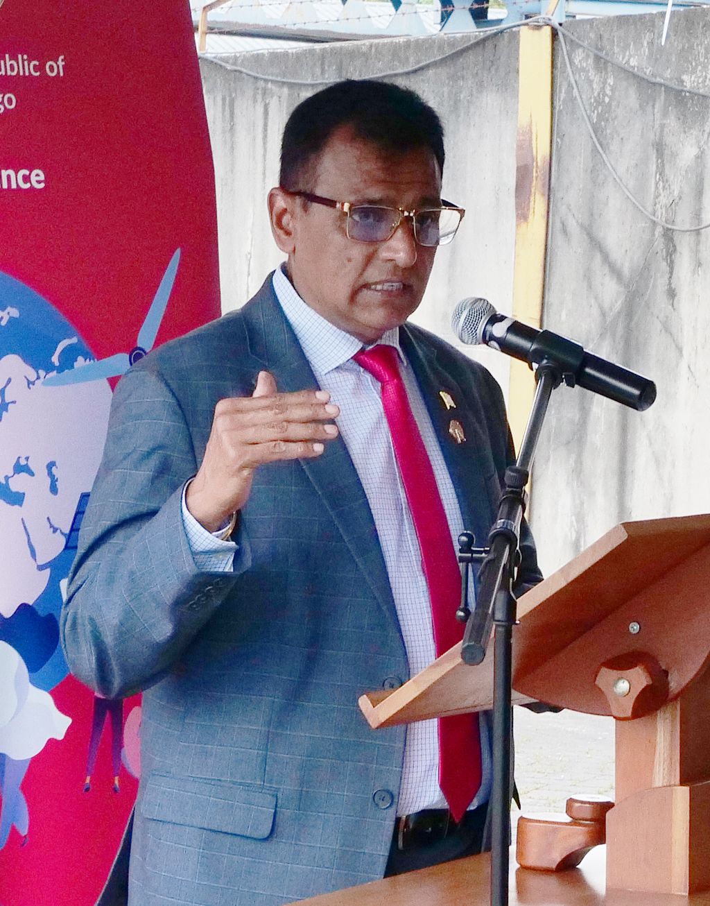 Sinanan urges port workers’ union to settle negotiations - Trinidad ...