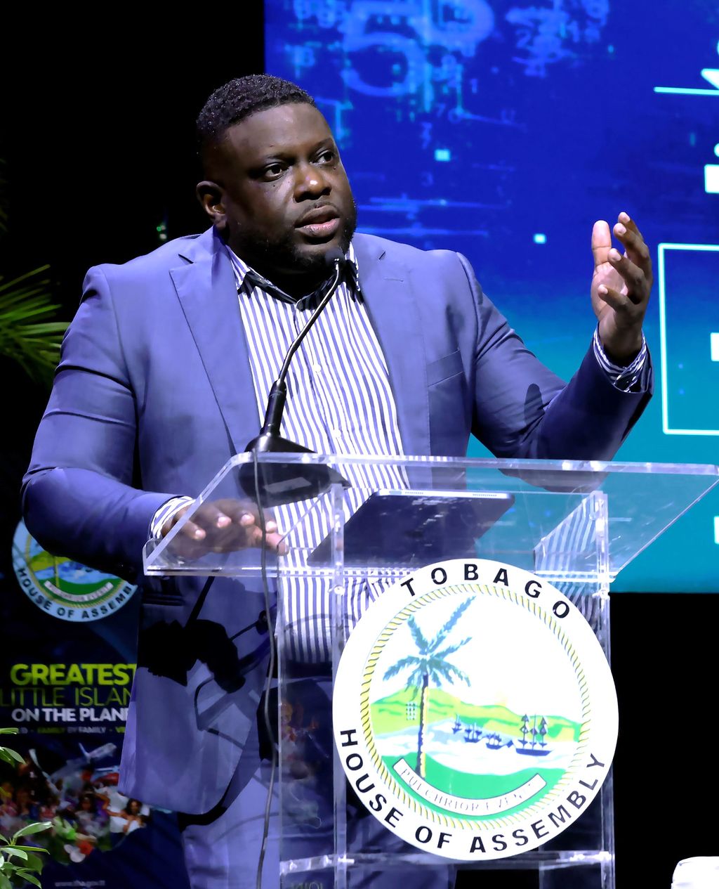 Staff reportedly shed tears as TSTT CEO Western resigns - Trinidad Guardian